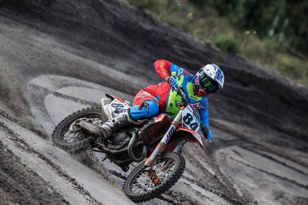 Probamos las KTM Factory 2017 - MX1Onboard.com