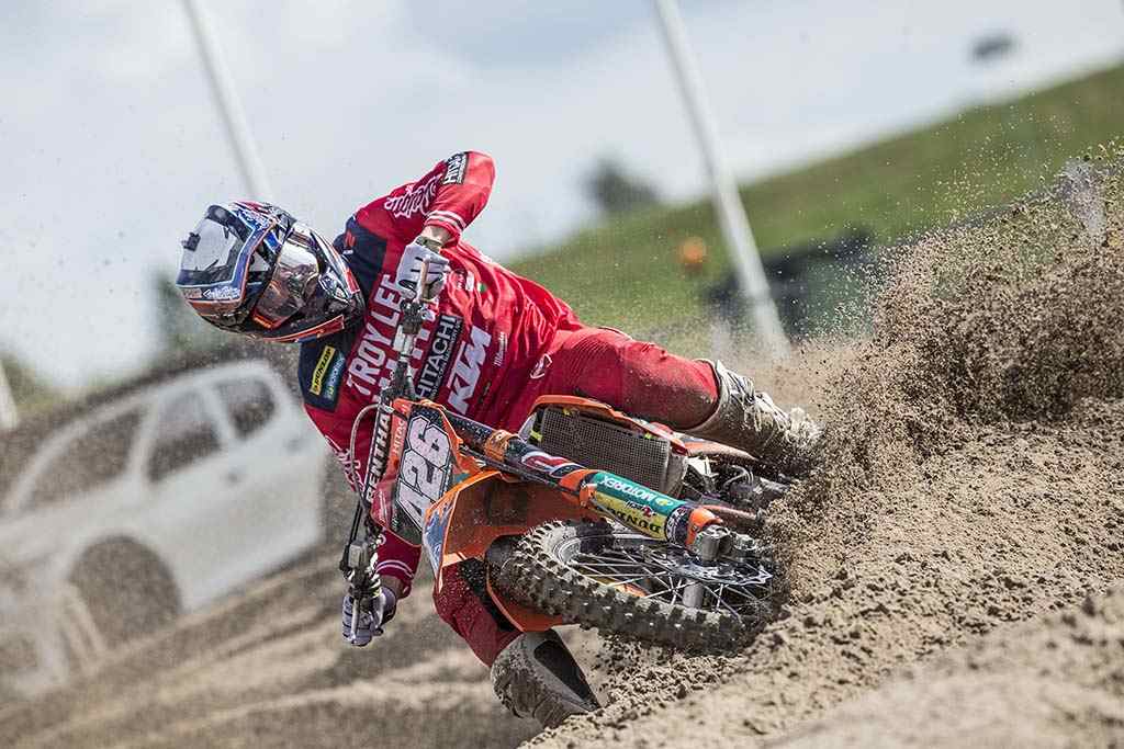 CONRAD MEWSE RENUEVA CON KTM HITACHI - MX1Onboard.com
