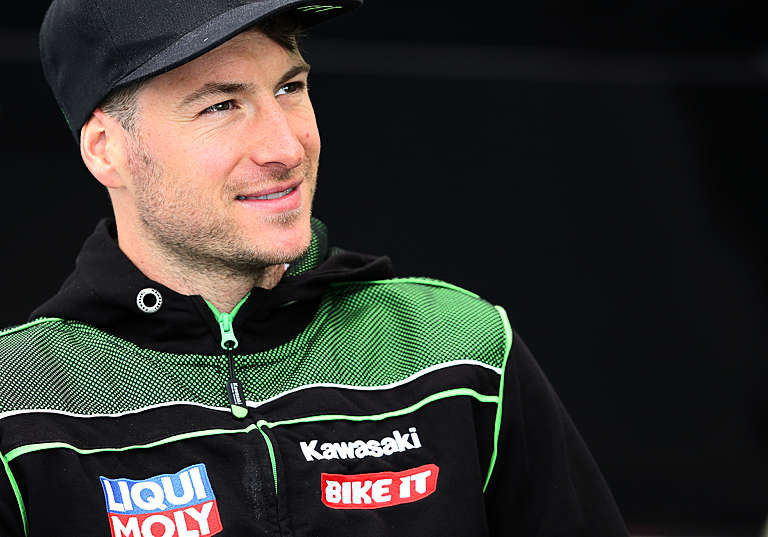 Searle, con Kawasaki Factory lo que resta de temporada