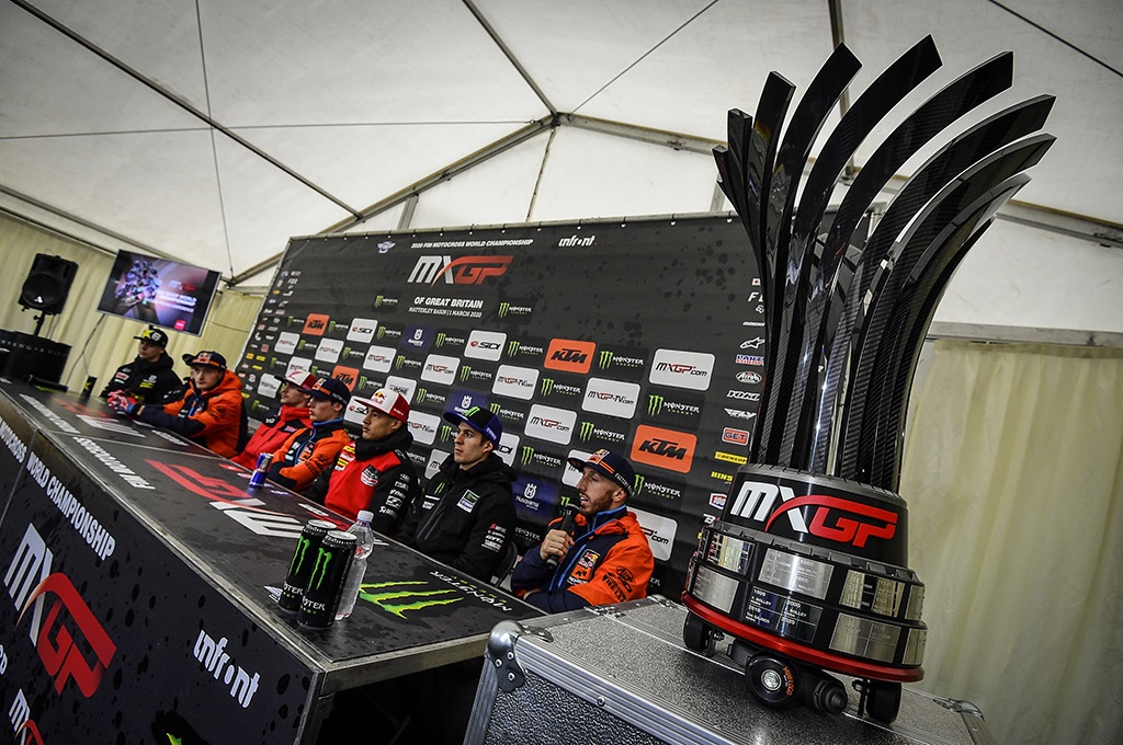 Nuevo trofeo para el campeón del MXGP