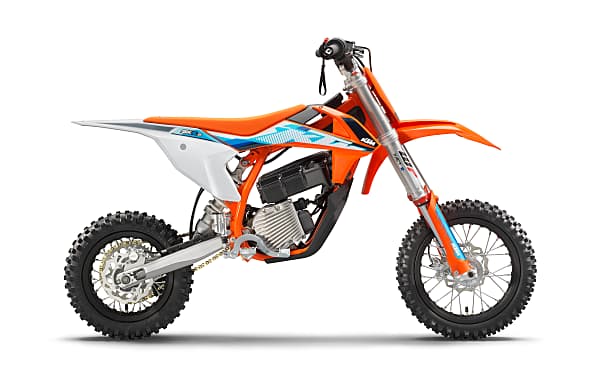 KTM AG presenta la ampliación de su gama de mini motos eléctricas ...