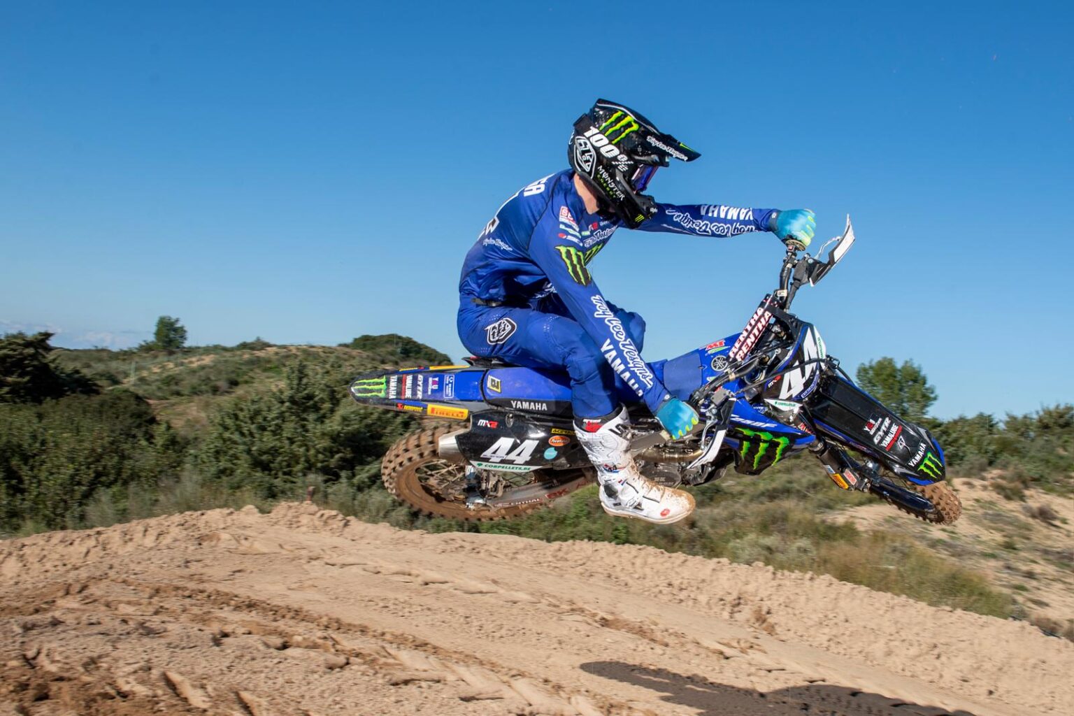 Las imágenes de Yamaha Factory MX2 con Geerts, Benistant y Elzinga ...