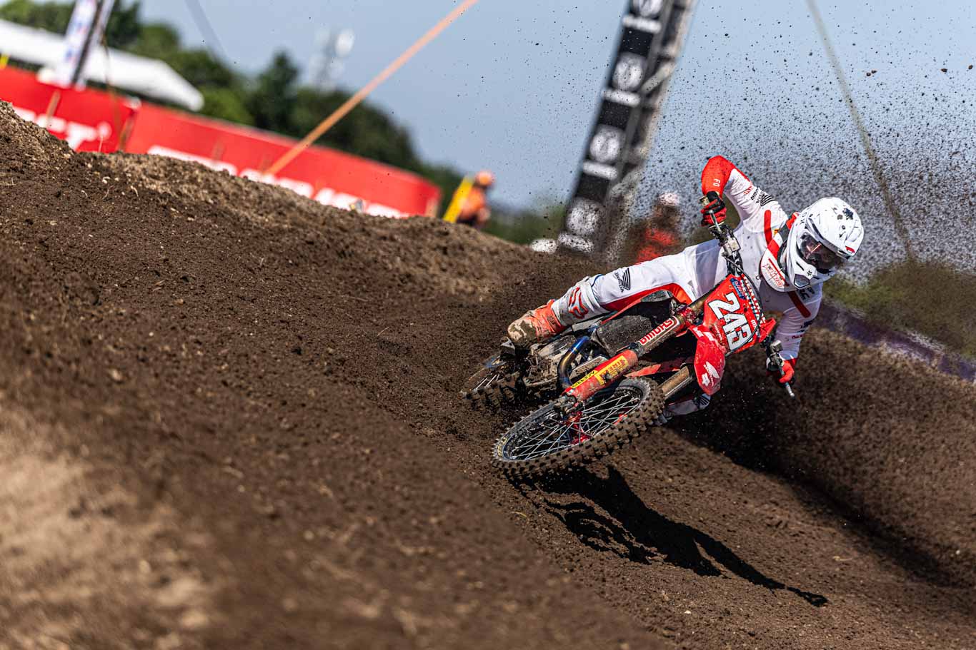 Tim Gajser on a difficult day in the MXGP of West Nusa Tenggard ...