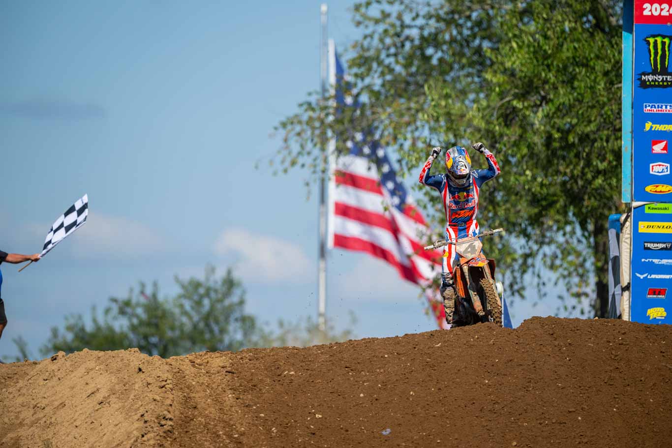 Nuevo líder en el AMA Pro Motocross - Round 6 Red Bud - MX1Onboard.com