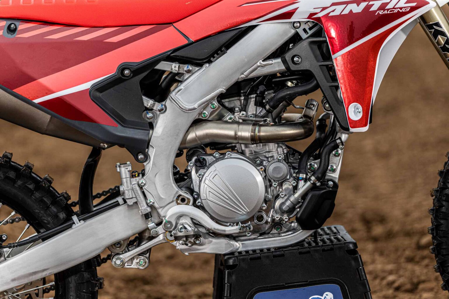 We test the best six 250 bikes of 2025 - MX1Onboard.com