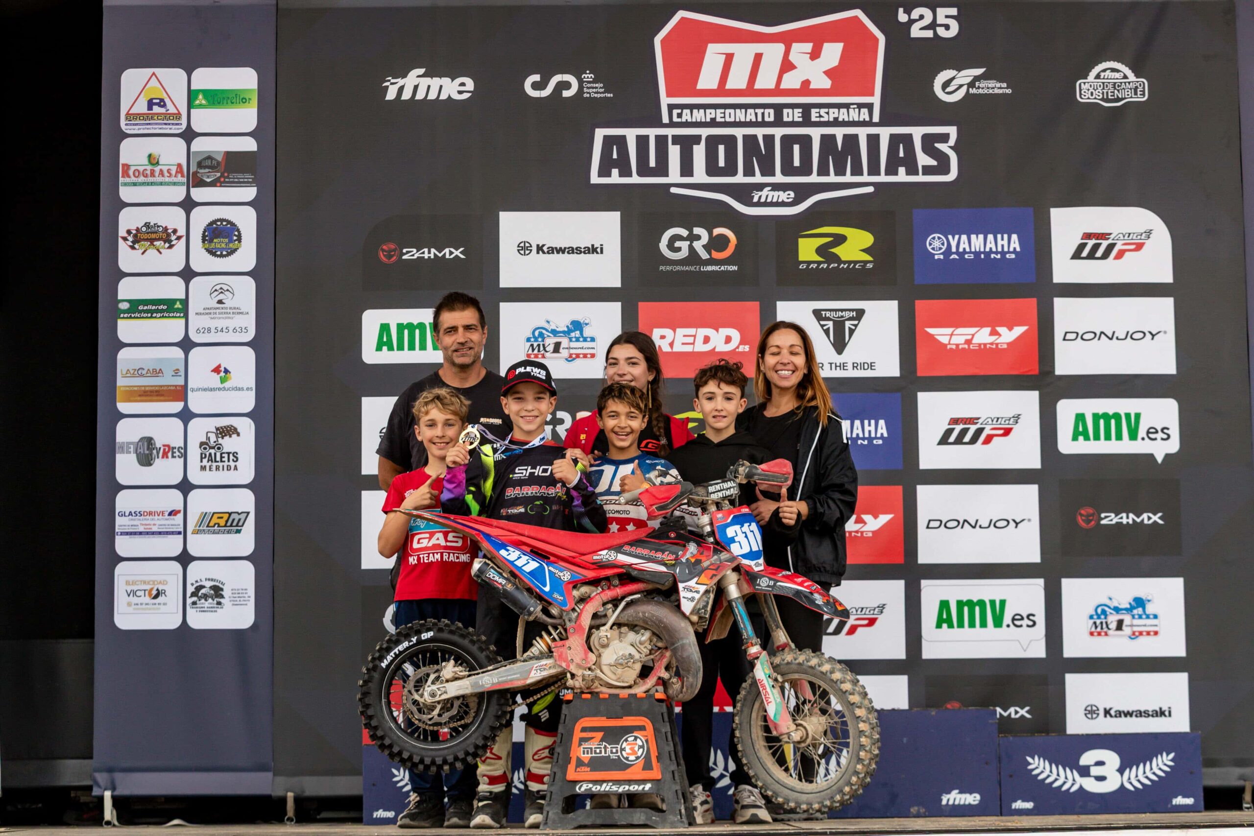Izan Rodríguez, campeón de España MX65 2025 - MX1Onboard.com