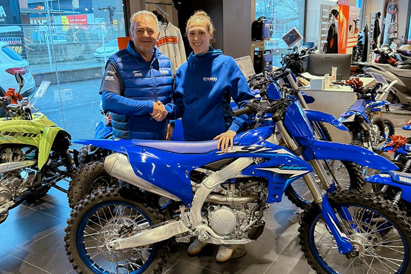 De vuelta al azul, Jana Sánchez regresa a Yamaha Ausió para la ...